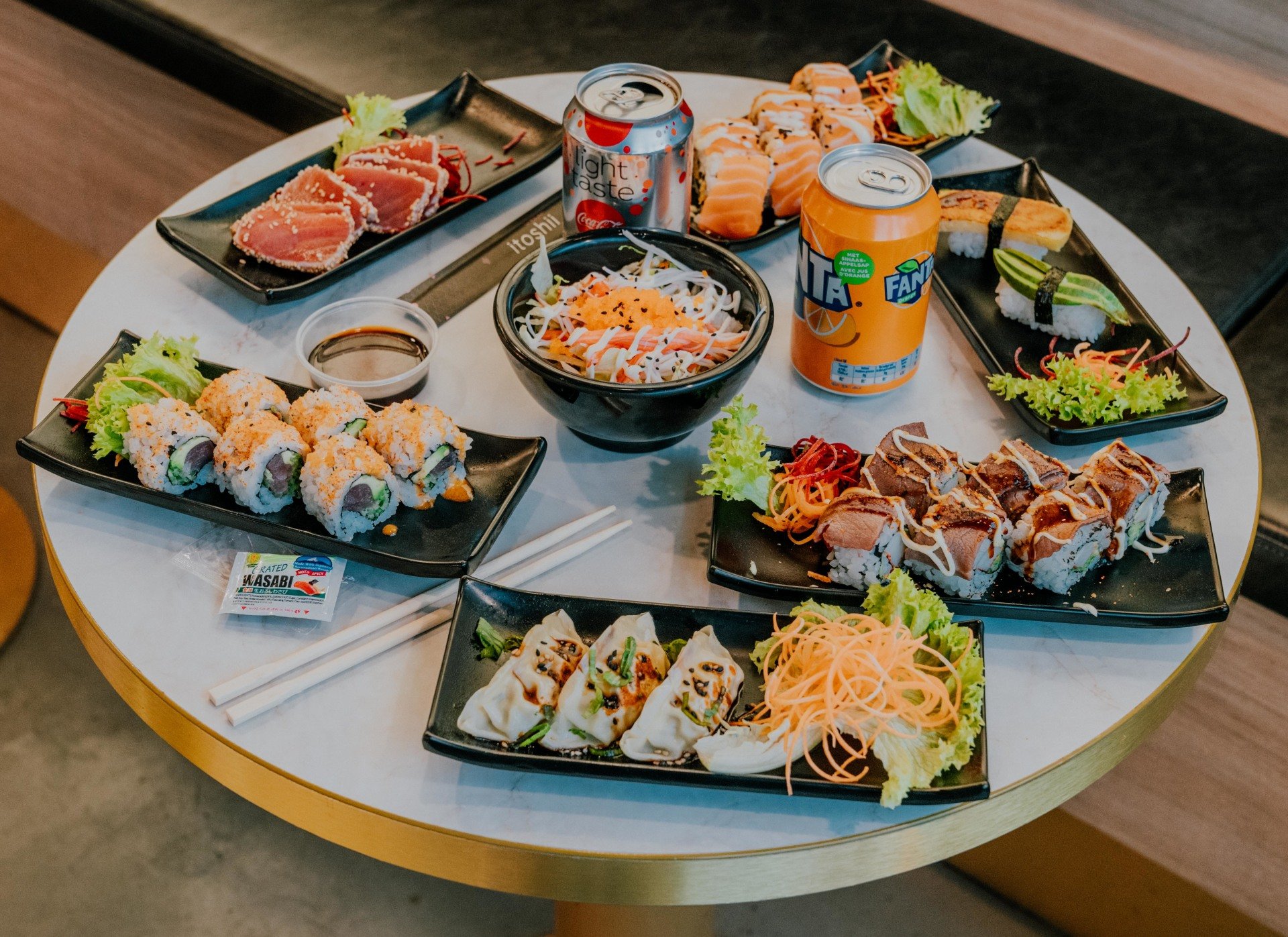 Itoshii Leidschendam | Sushi en Streetfood