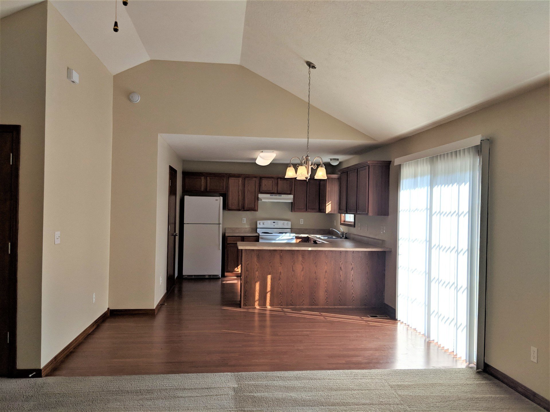 Simon Place - Hallmark Management Inc.