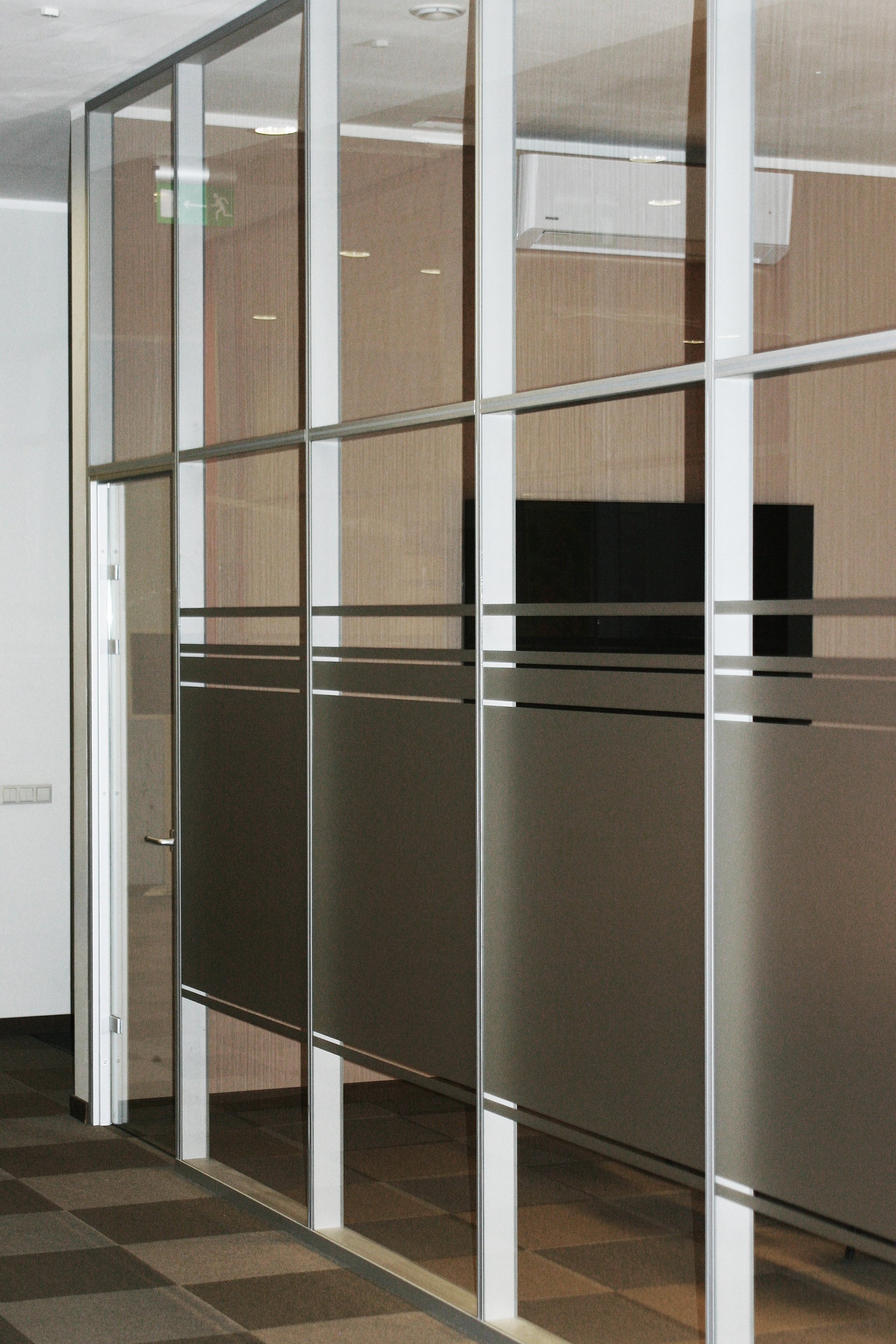 Stikla starpsienas | Dekolat SIA