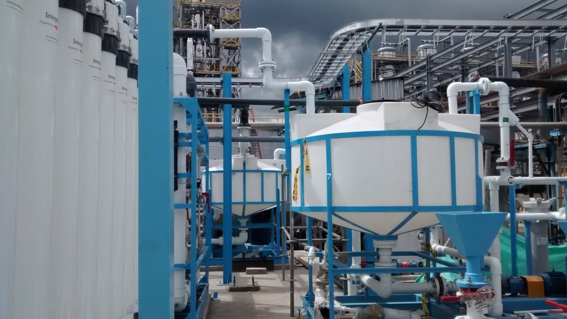 AQUATECNIK S.A.S Soluciones integrales en el tratamiento de aguas.