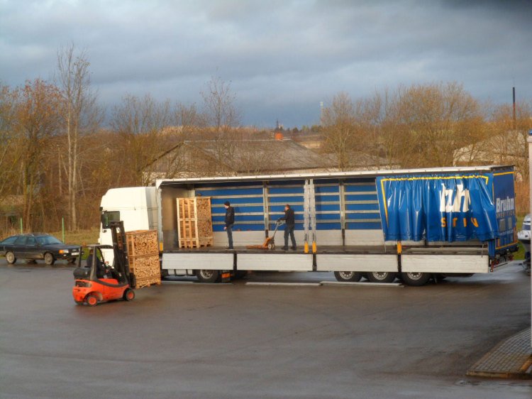 Starptautiskie kravu pārvadājumi un loģistika | SIA DLL-Transports