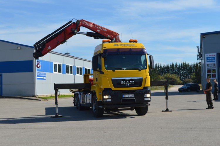 Starptautiskie kravu pārvadājumi un loģistika | SIA DLL-Transports