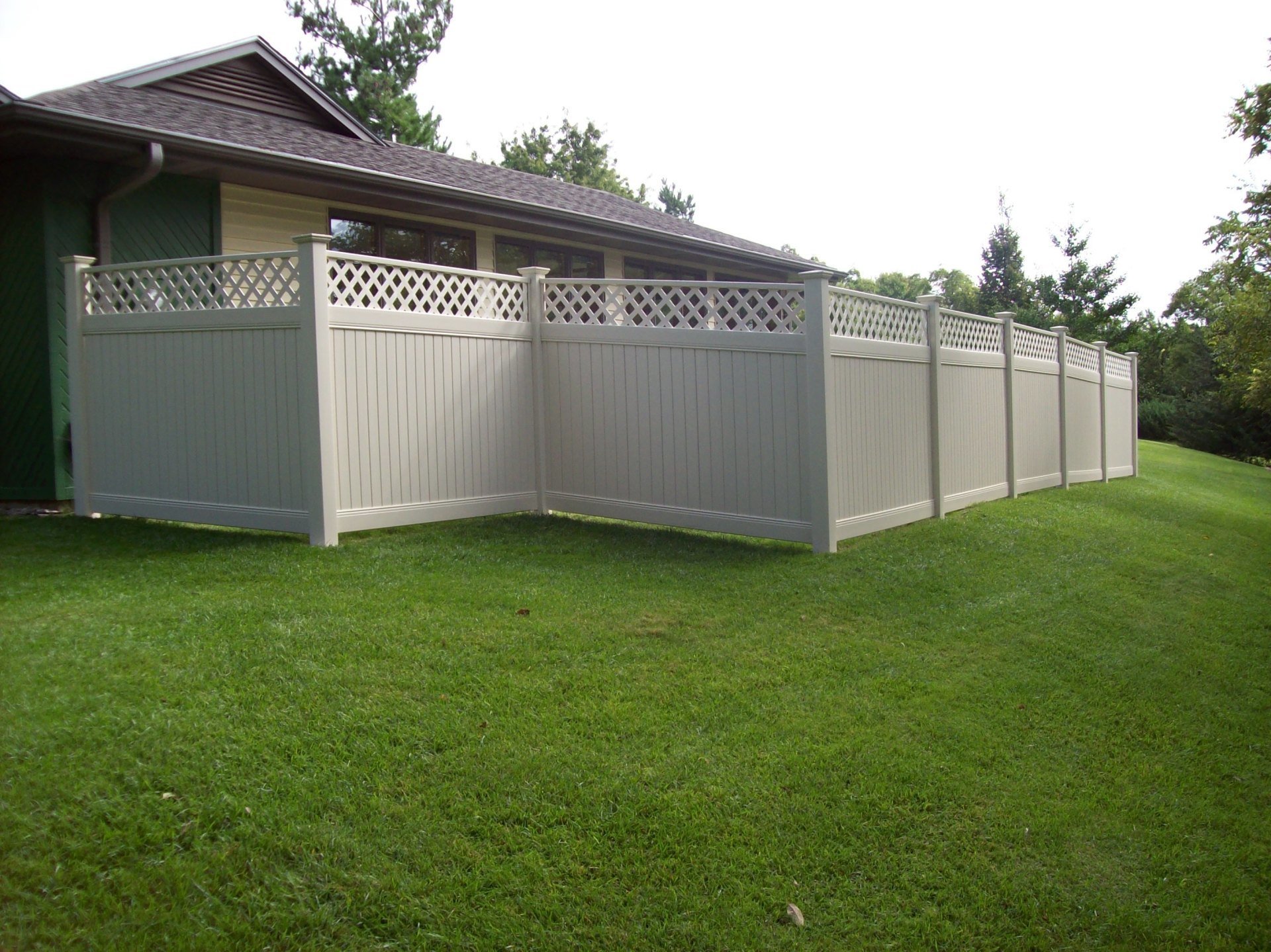 Durable PVC Fence - Omaha, NE Cardinal Fence Company