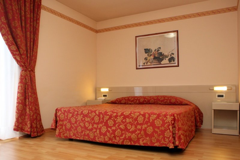 Hotel con garage | Monfalcone, GO | Hotel Excelsior