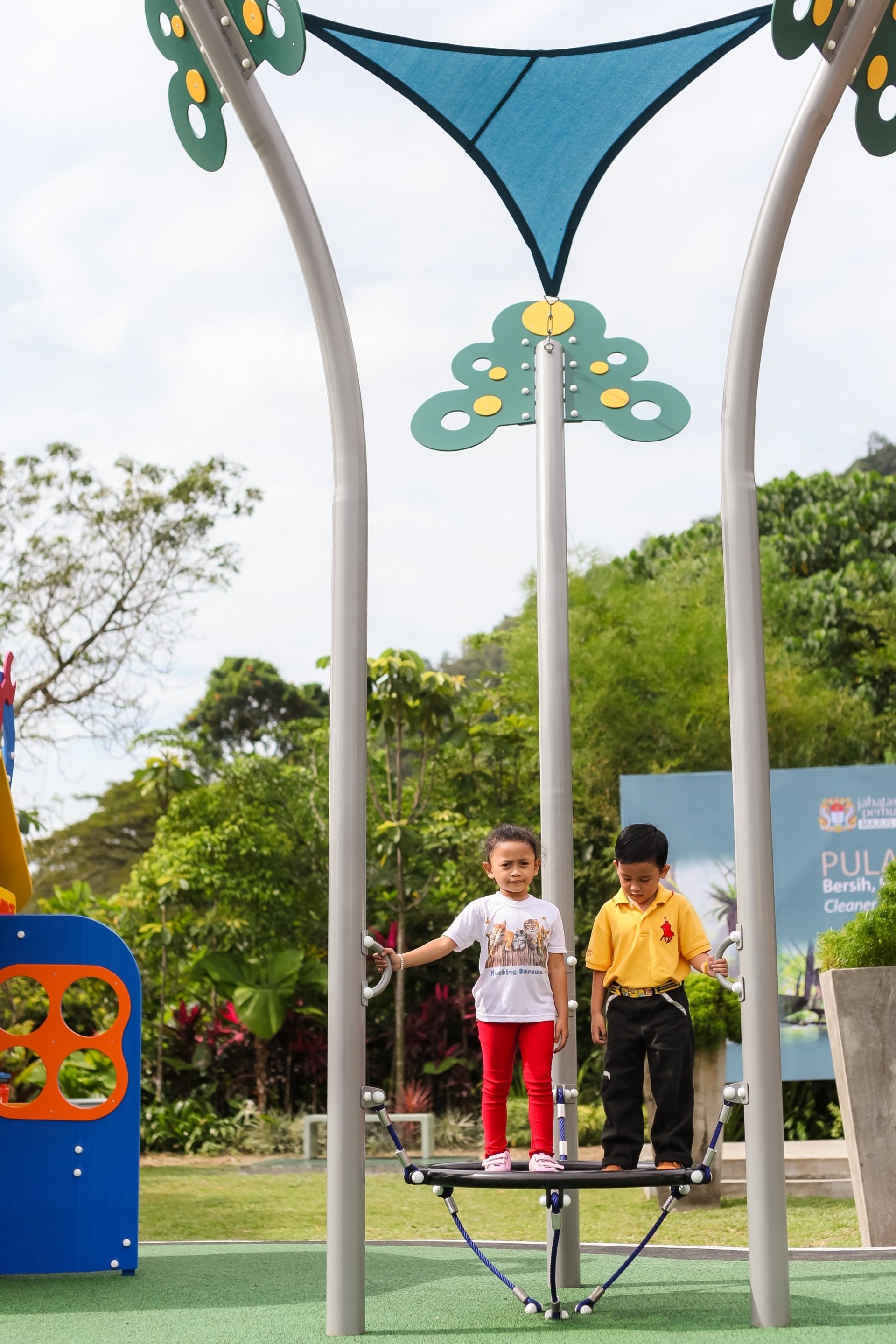 Playground & Recreation Equipment - Park Games
