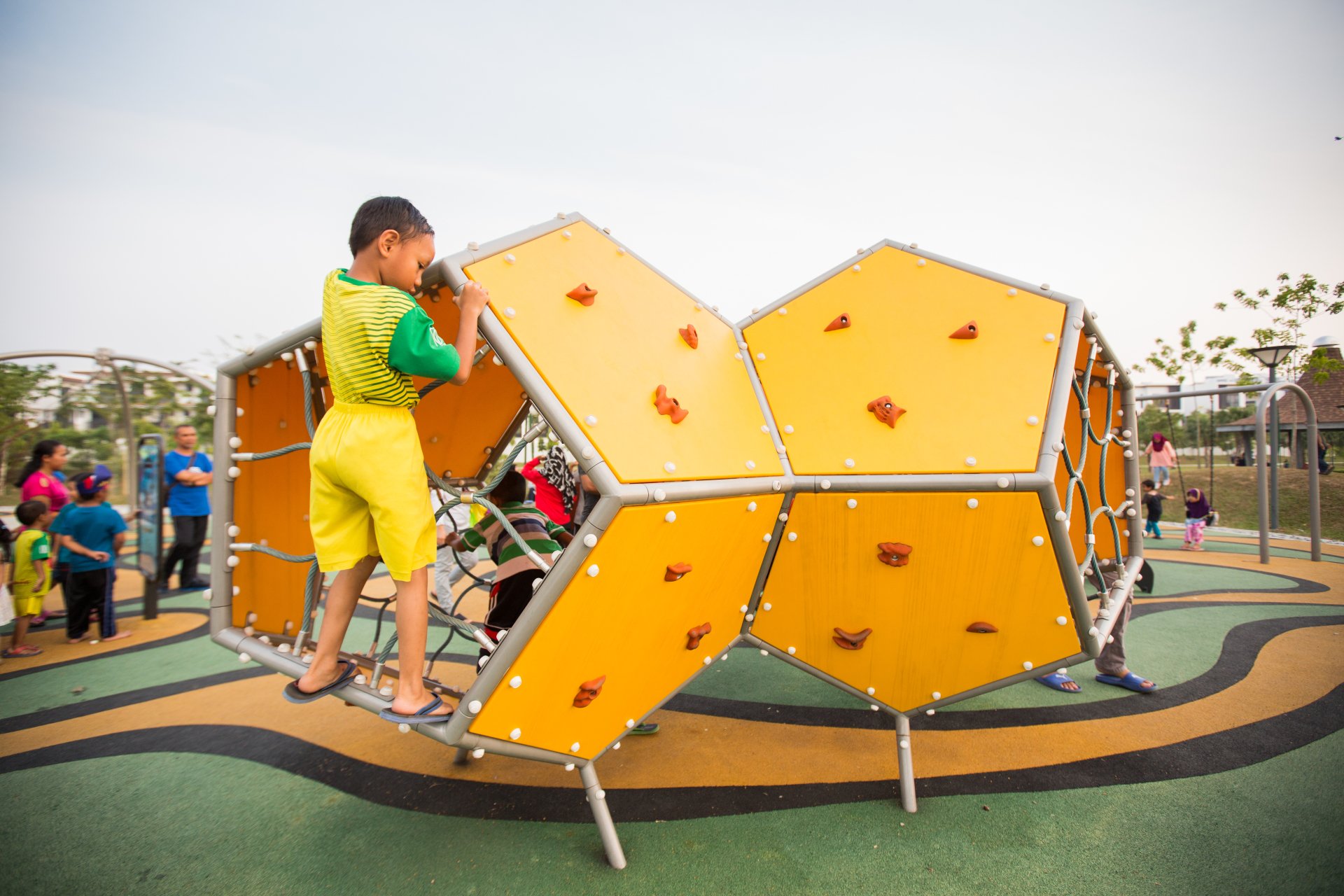 Playground & Recreation Equipment - Park Games