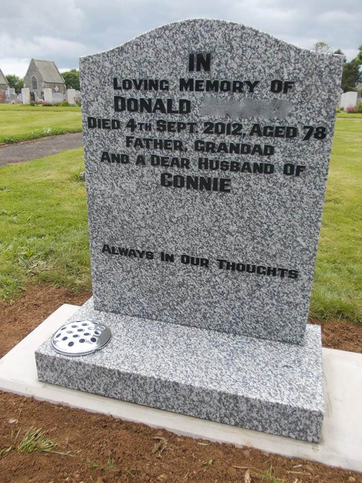 Bespoke granite & slate memorial stones: Dyer Memorials