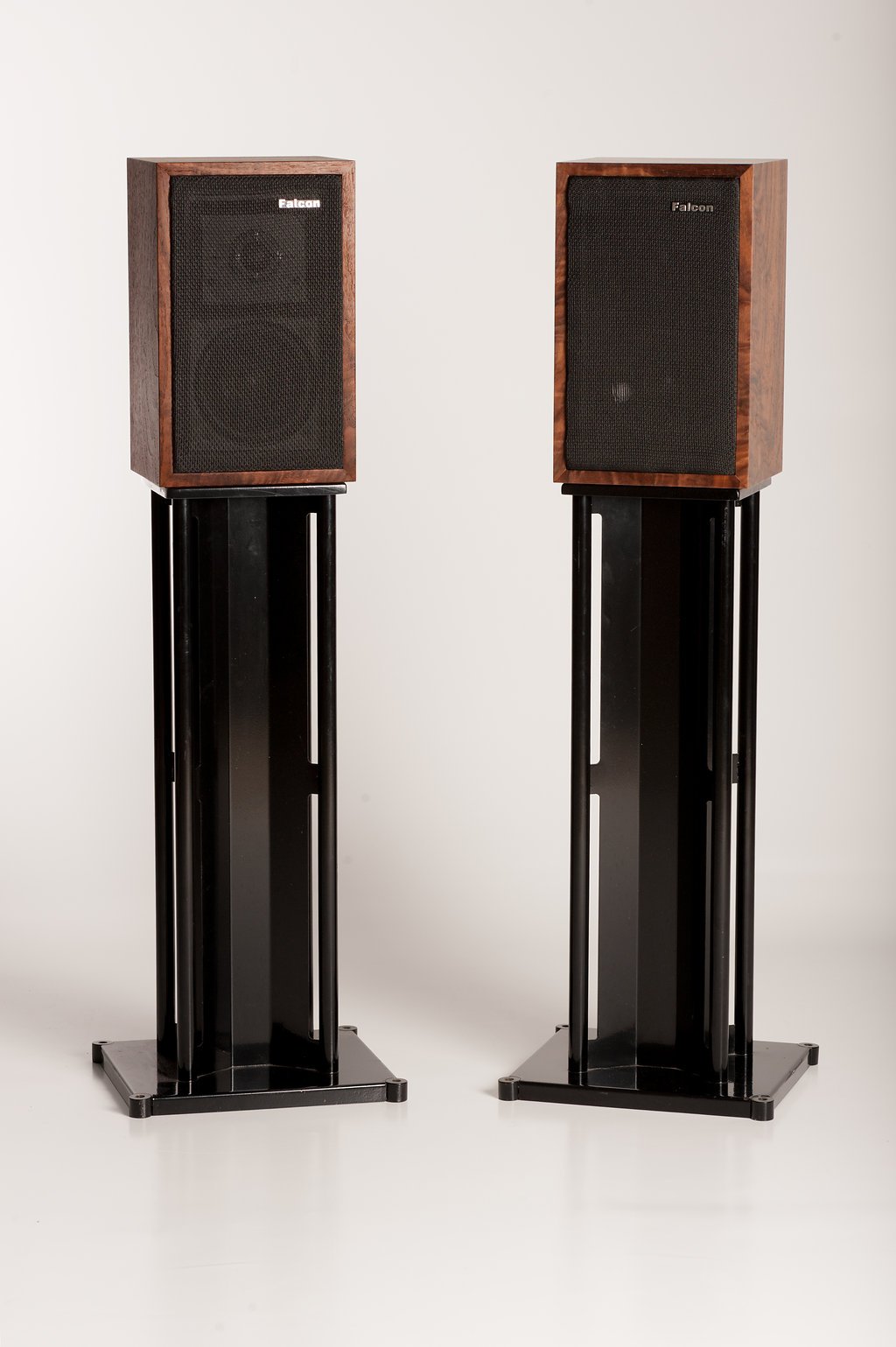 FALCON ACOUSTICS BBC LS3/5a, THE ONLY AUTHENTIC LS3/5a