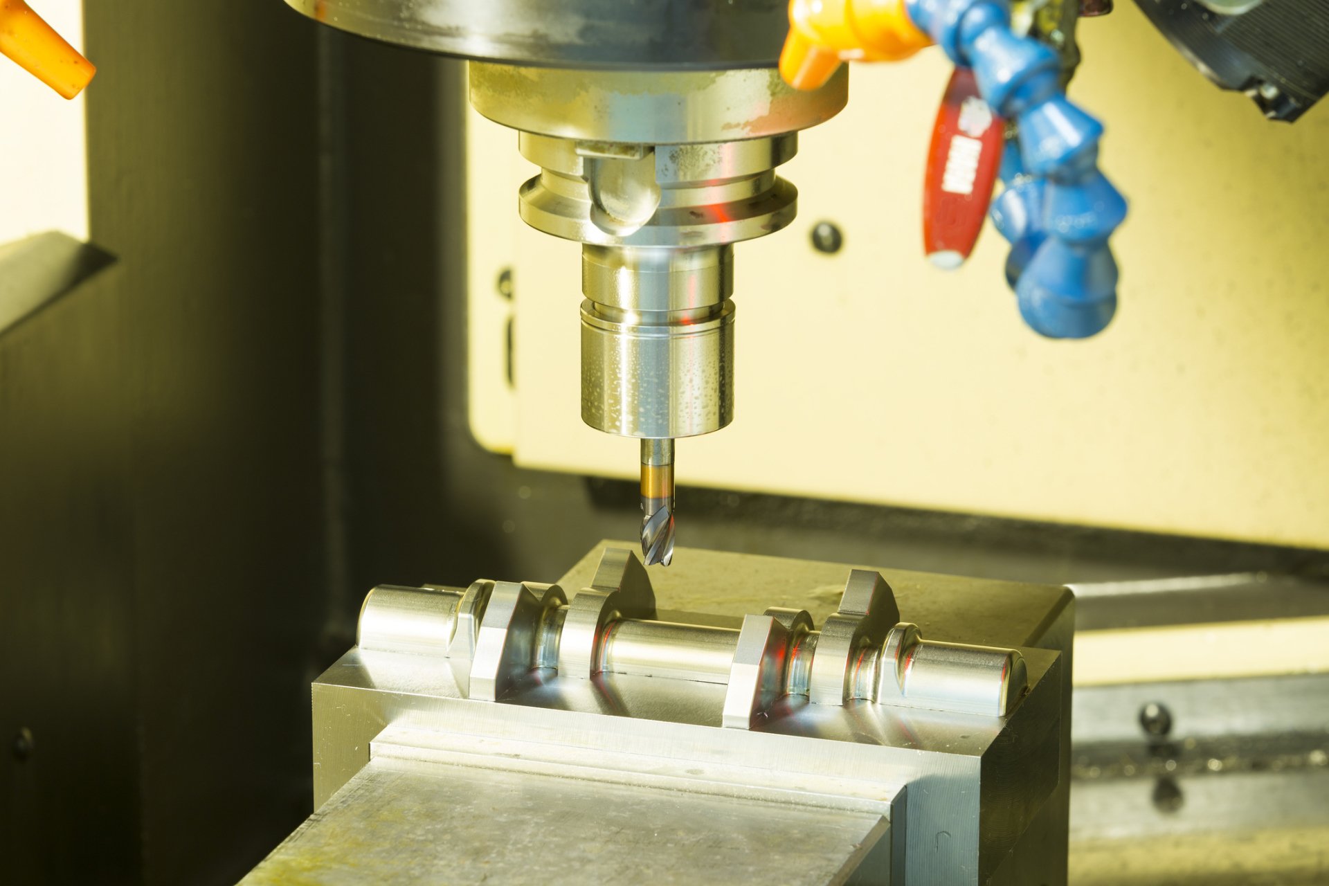 Tool Manufacturing | Custom Form | All Types of Dies | Hub Manufacturing