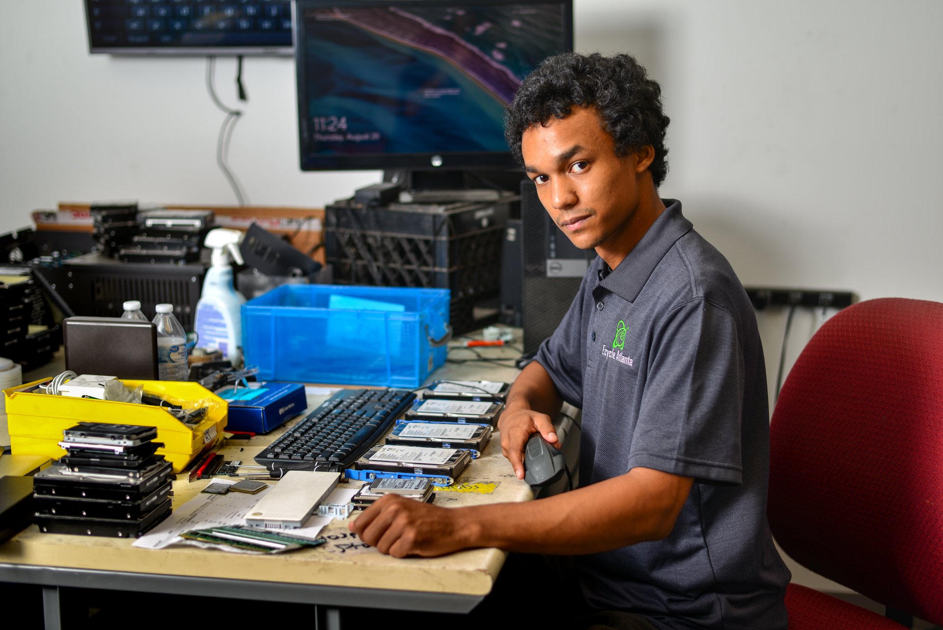 Server Equipment Recycling and Disposal| Free Pickup