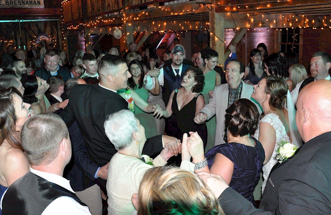 Smith Barn At Brooksby Farm Weddings & Events | Pete Chambers Entertainment
