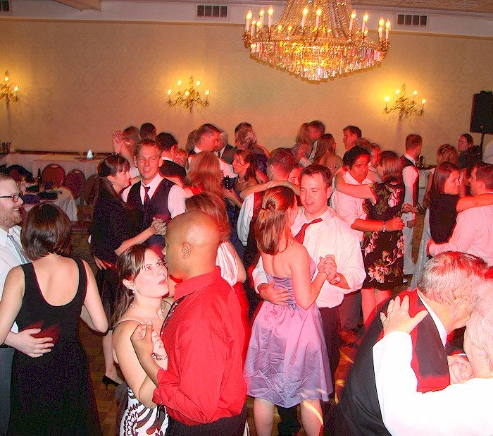 White Cliffs Weddings & Events | Pete Chambers Entertainment | New England