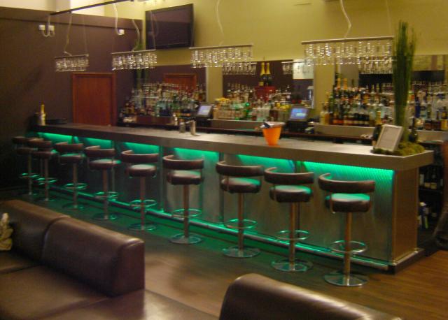 Stainless Engineering | Bespoke commercial bar design