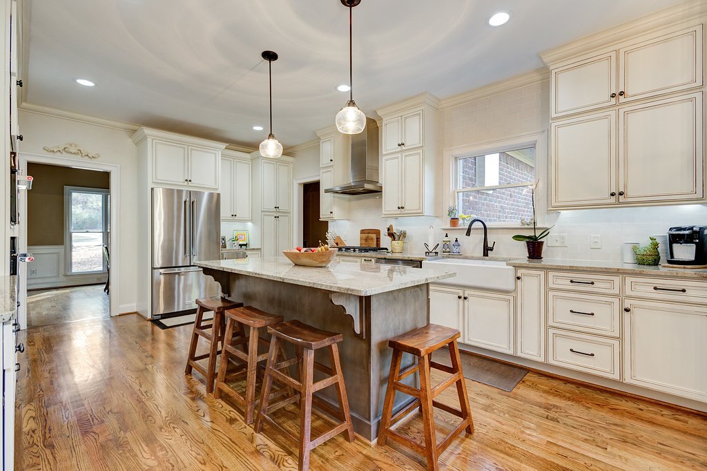 Portfolio - Our Impressive Kitchen Portfolio of Custom Cabinet Designs