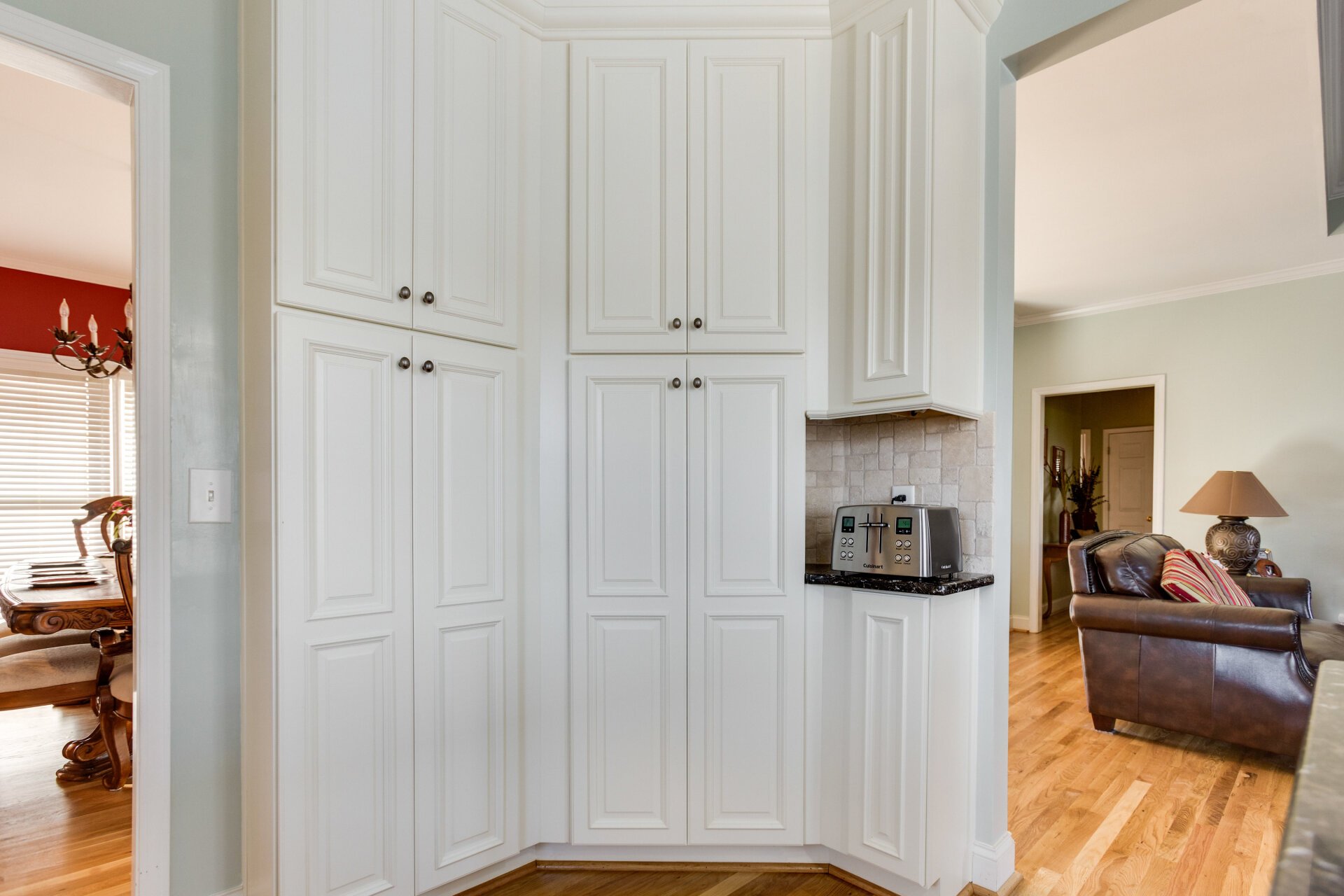 Portfolio - Our Impressive Kitchen Portfolio of Custom Cabinet Designs