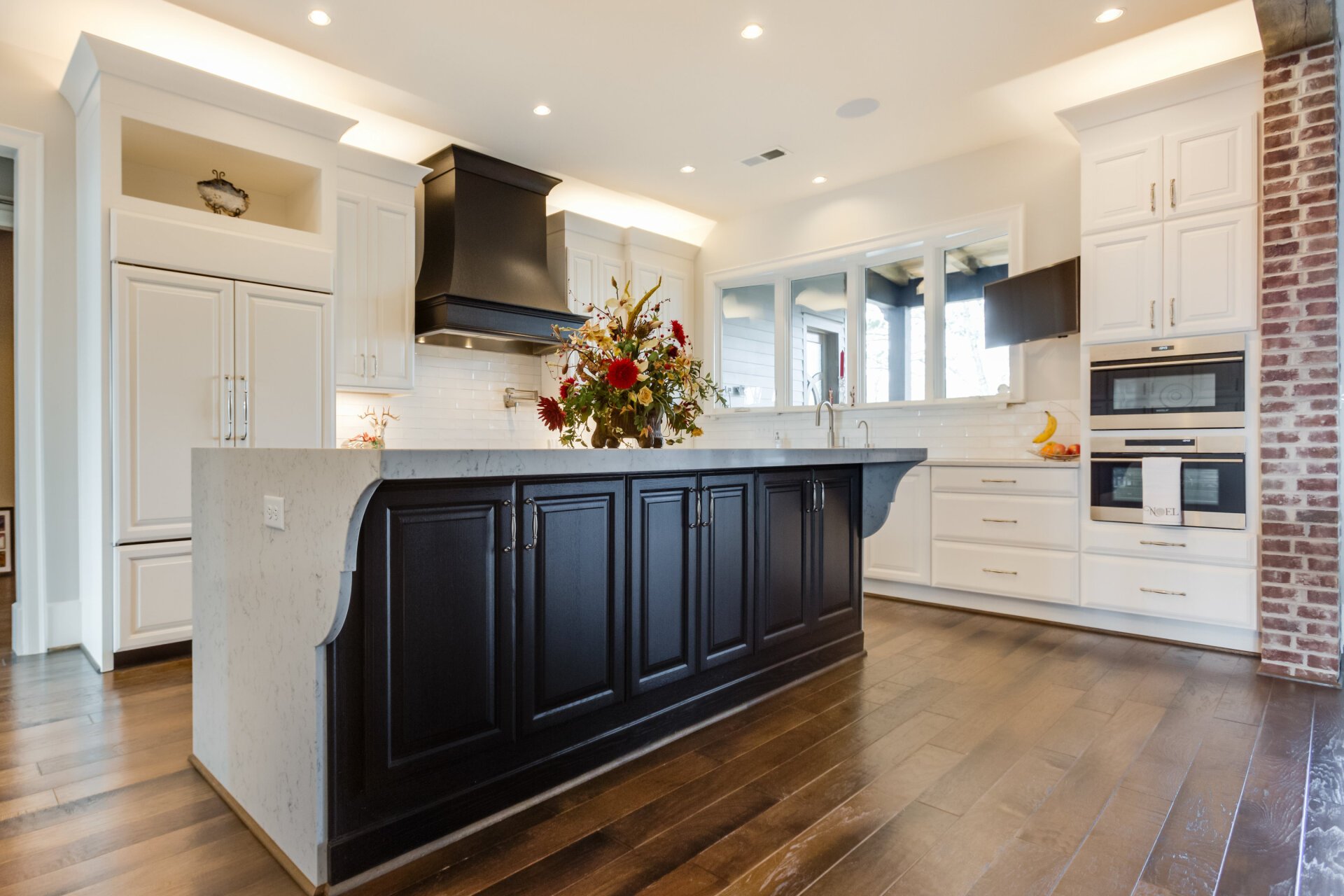 Portfolio - Our Impressive Kitchen Portfolio of Custom Cabinet Designs