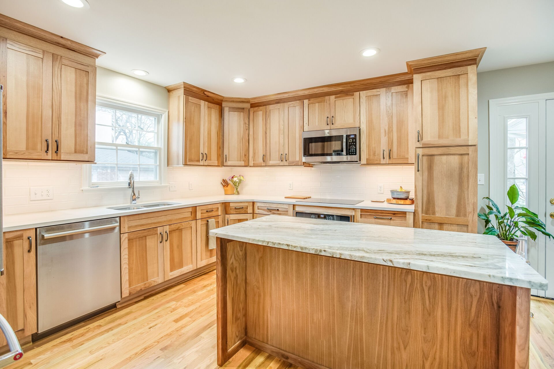 Portfolio - Our Impressive Kitchen Portfolio of Custom Cabinet Designs