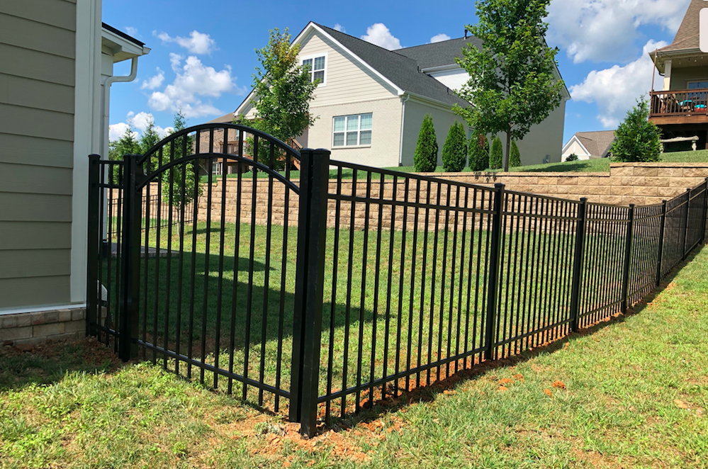 Quality Fence Installation Service Franklin, TN | Echo Fence