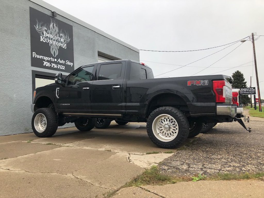 2017 Ford F350 Kelderman Lift | Dakota Kustomz Full Custom Garage