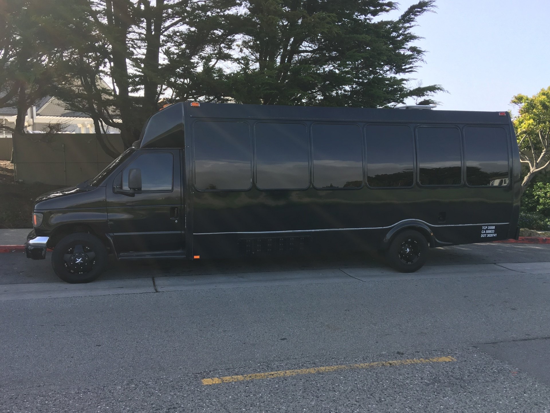 Limo Service, Party Bus, Transportation, Personal Driver | Sacramento, CA