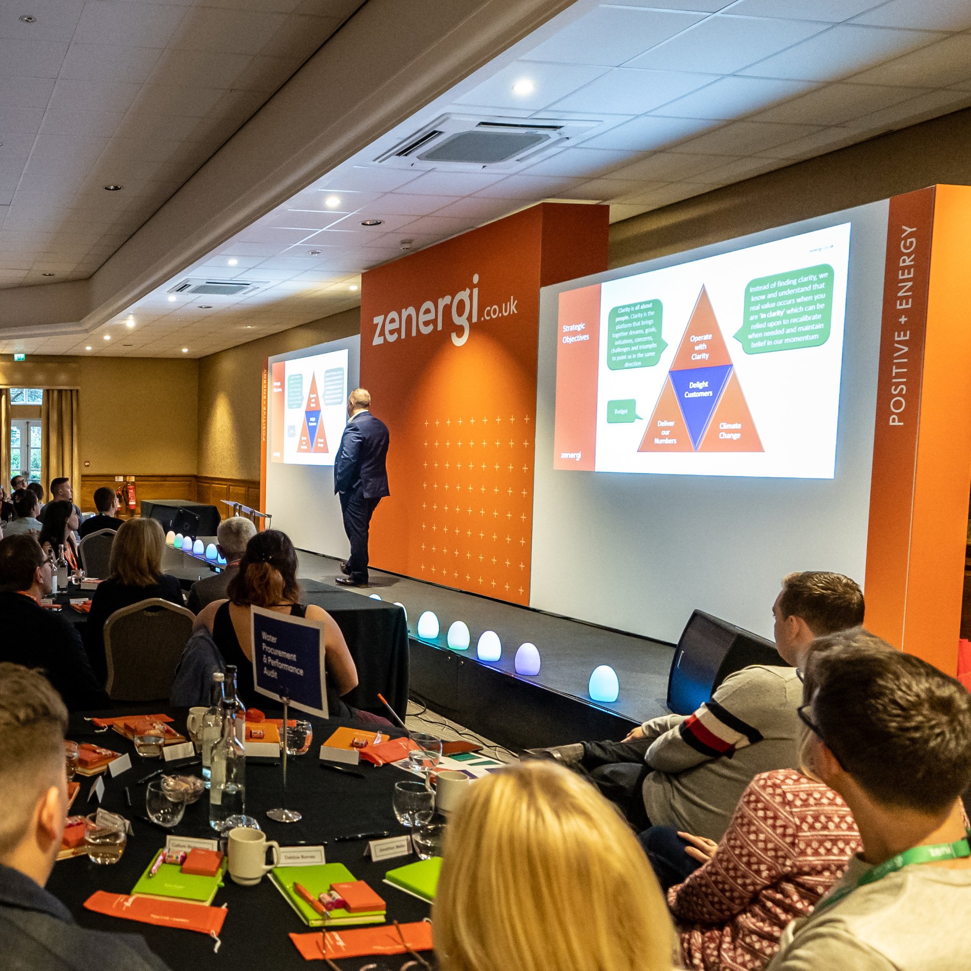 The Display Link - Display Exhibition Events Signage Print