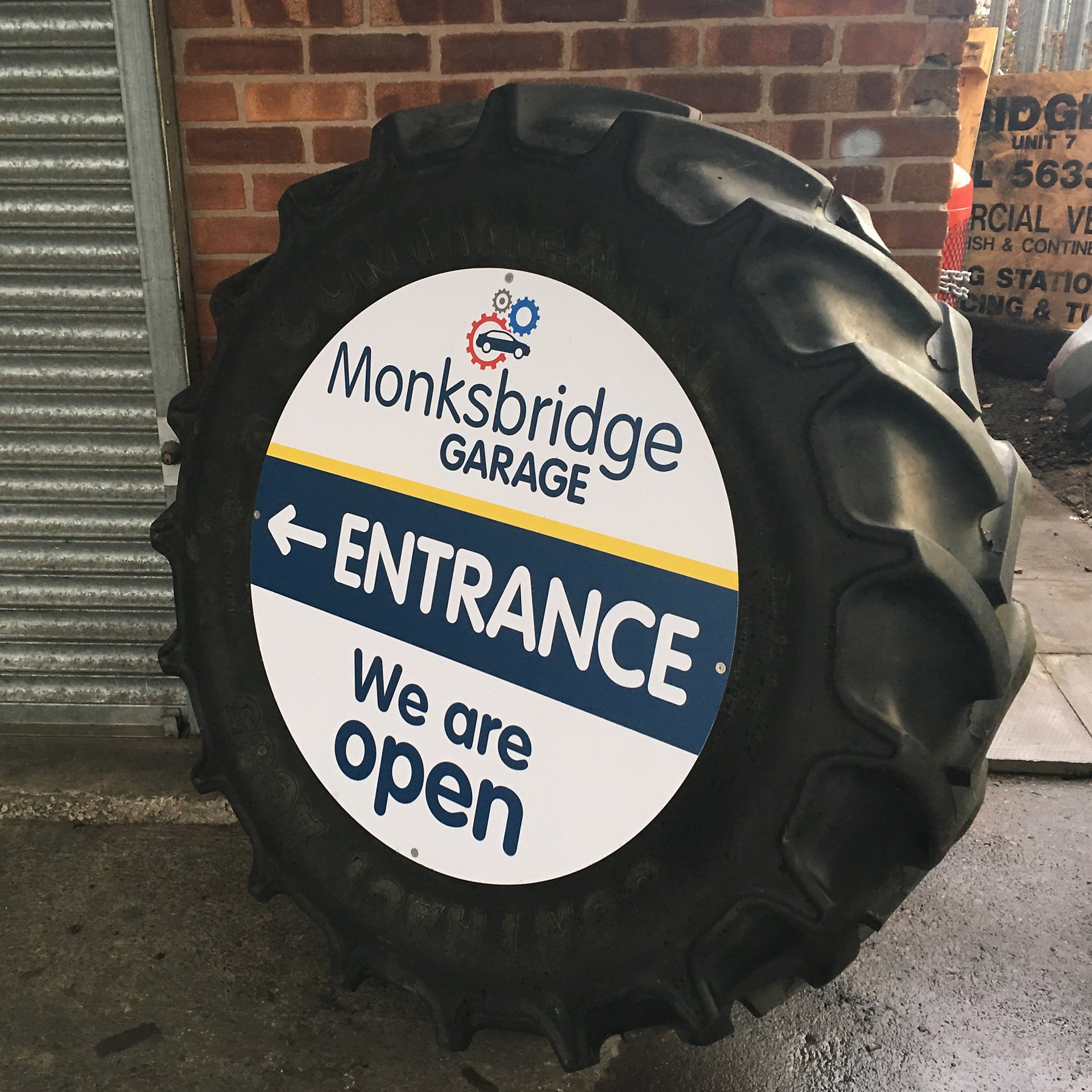 Flat Panel Signs and Printed Advertising Hoardings