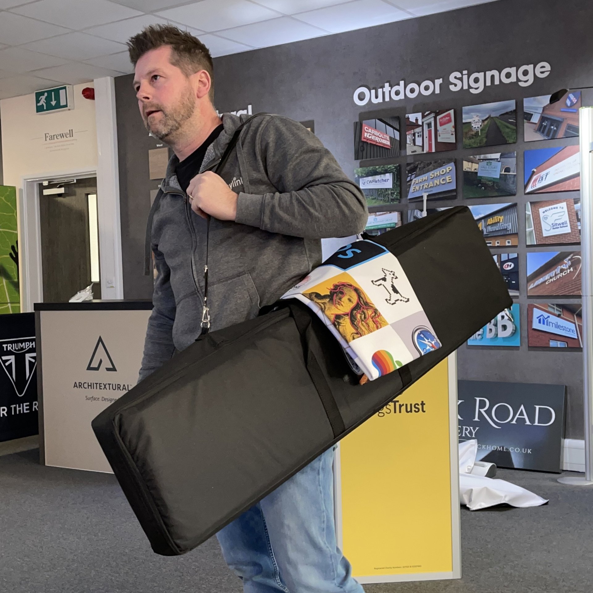 Portable LED Lightbox - An Illuminated Banner Stand