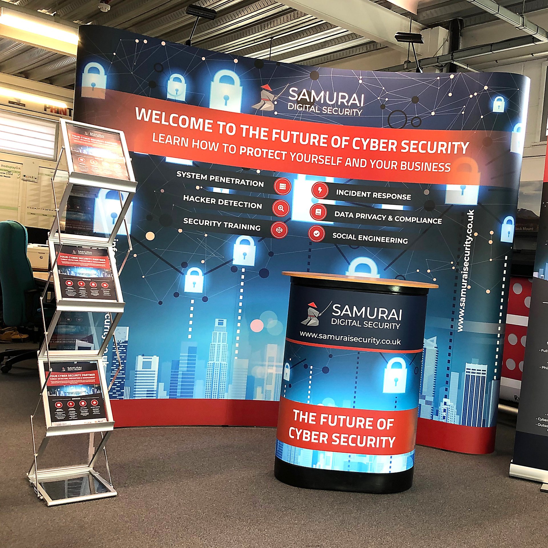 Pop Up Stands, Curved or straight Exhibition Stands