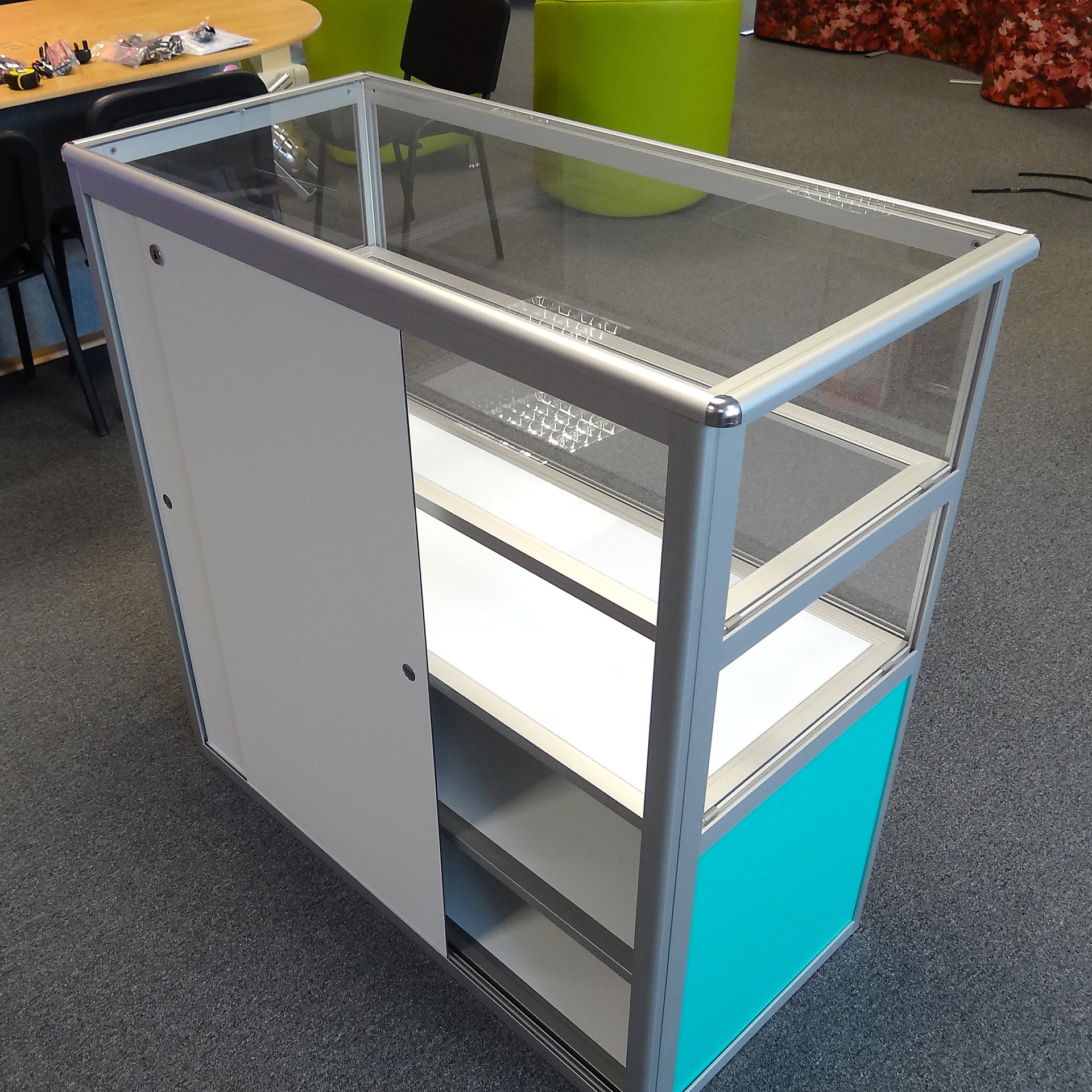 Folding Counters | Exhibitions & Events | The Display Link