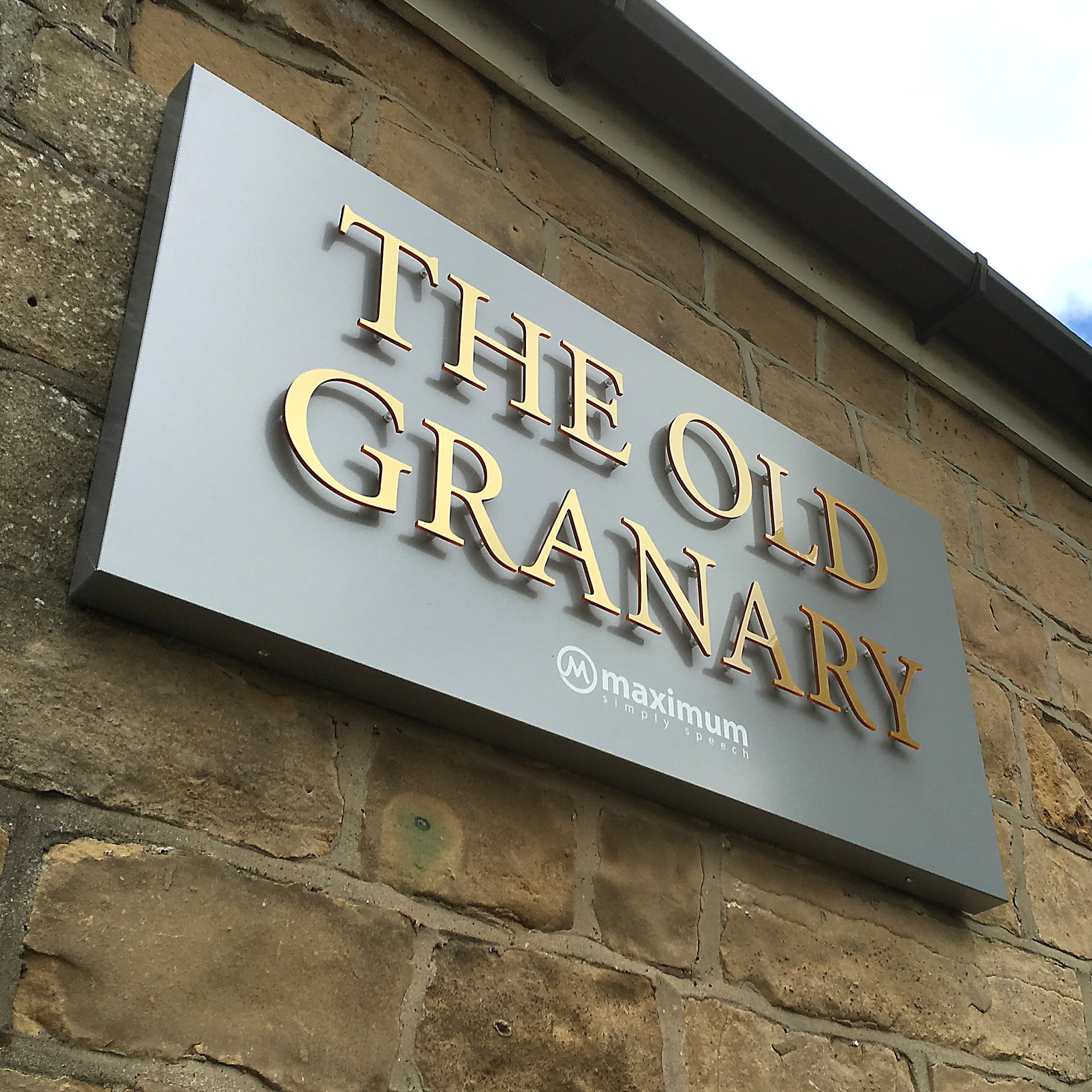 Tray Signs - Quality Signage with no Face Fixings