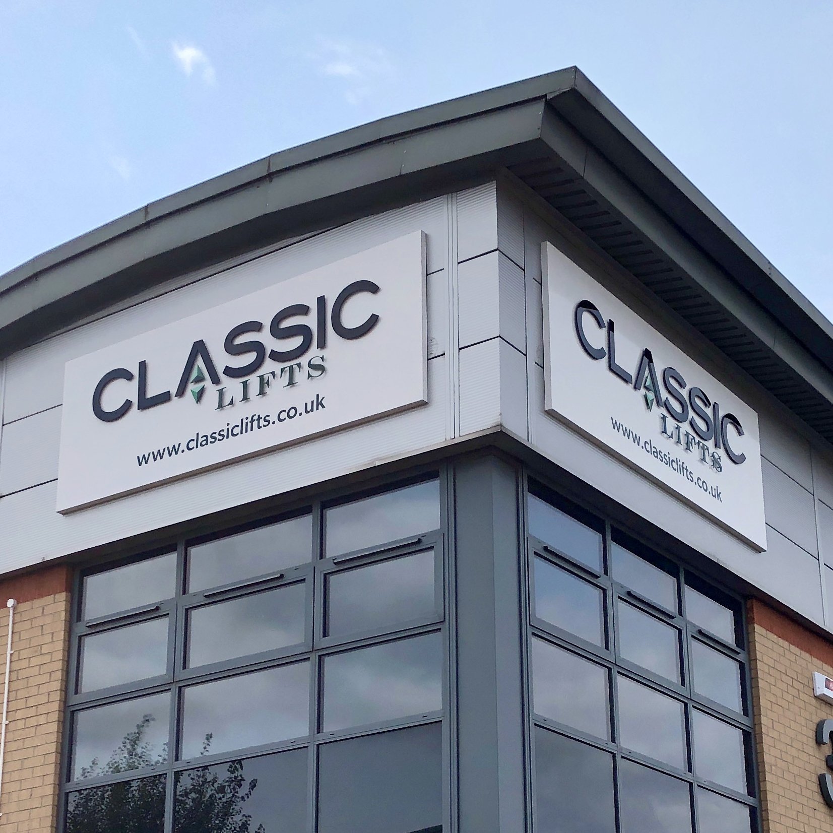 Tray Signs - Quality Signage with no Face Fixings