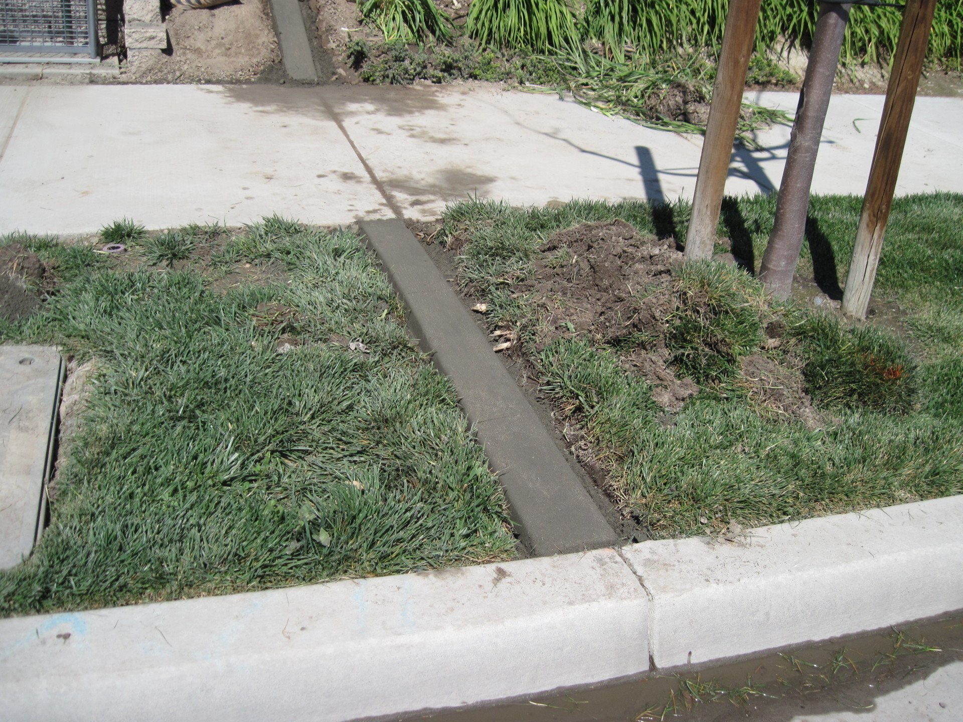 Mow Curbs