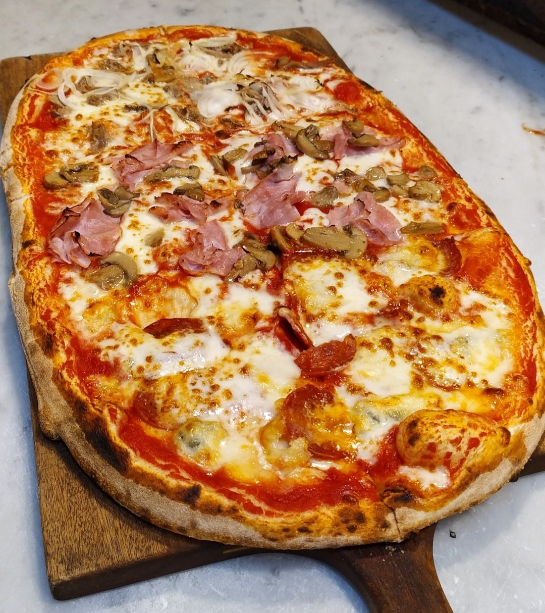 Pizza | Casale Monferrato, AL | Ristorante Pizzeria Capri