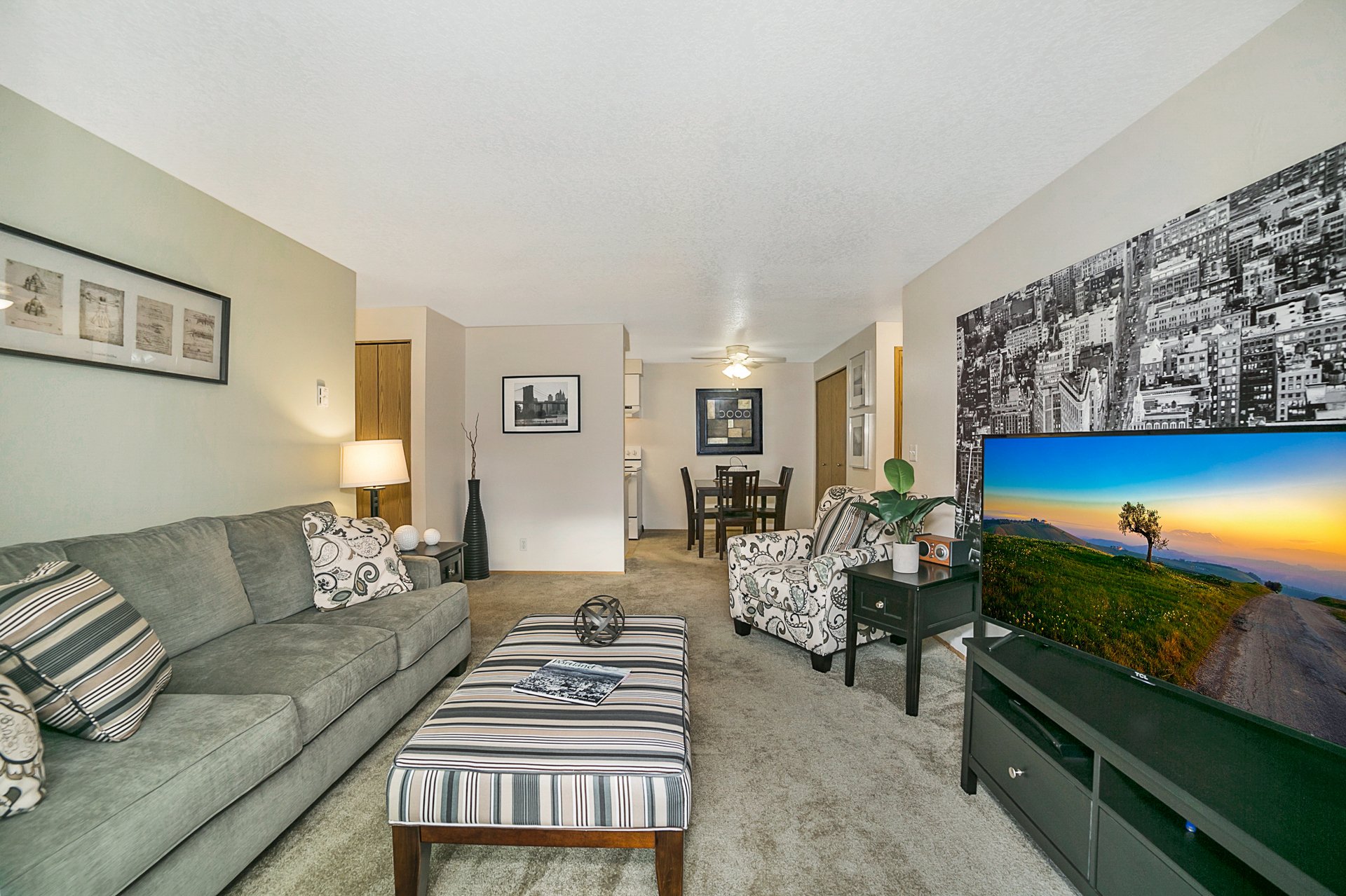 Photo Gallery - The Heights Apartments