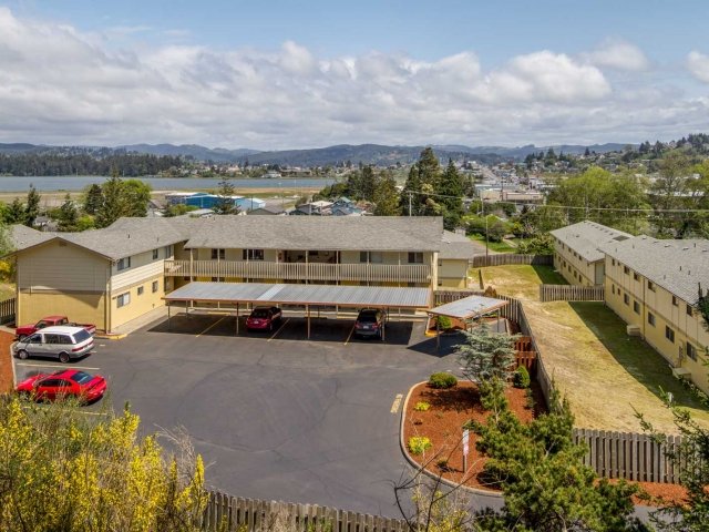 Details for Alderwood Apartments in North Bend, Oregon