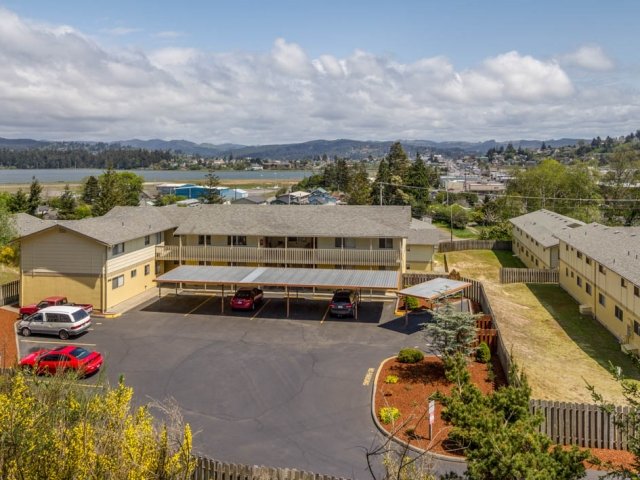 Details for Alderwood Apartments in North Bend, Oregon
