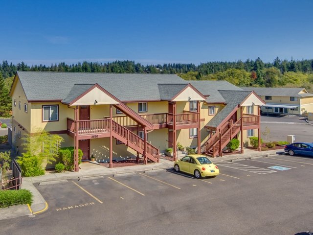Details for Inland Village Apartments in North Bend, Oregon
