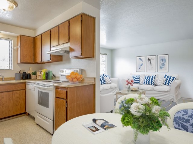 Details for Inland Village Apartments in North Bend, Oregon