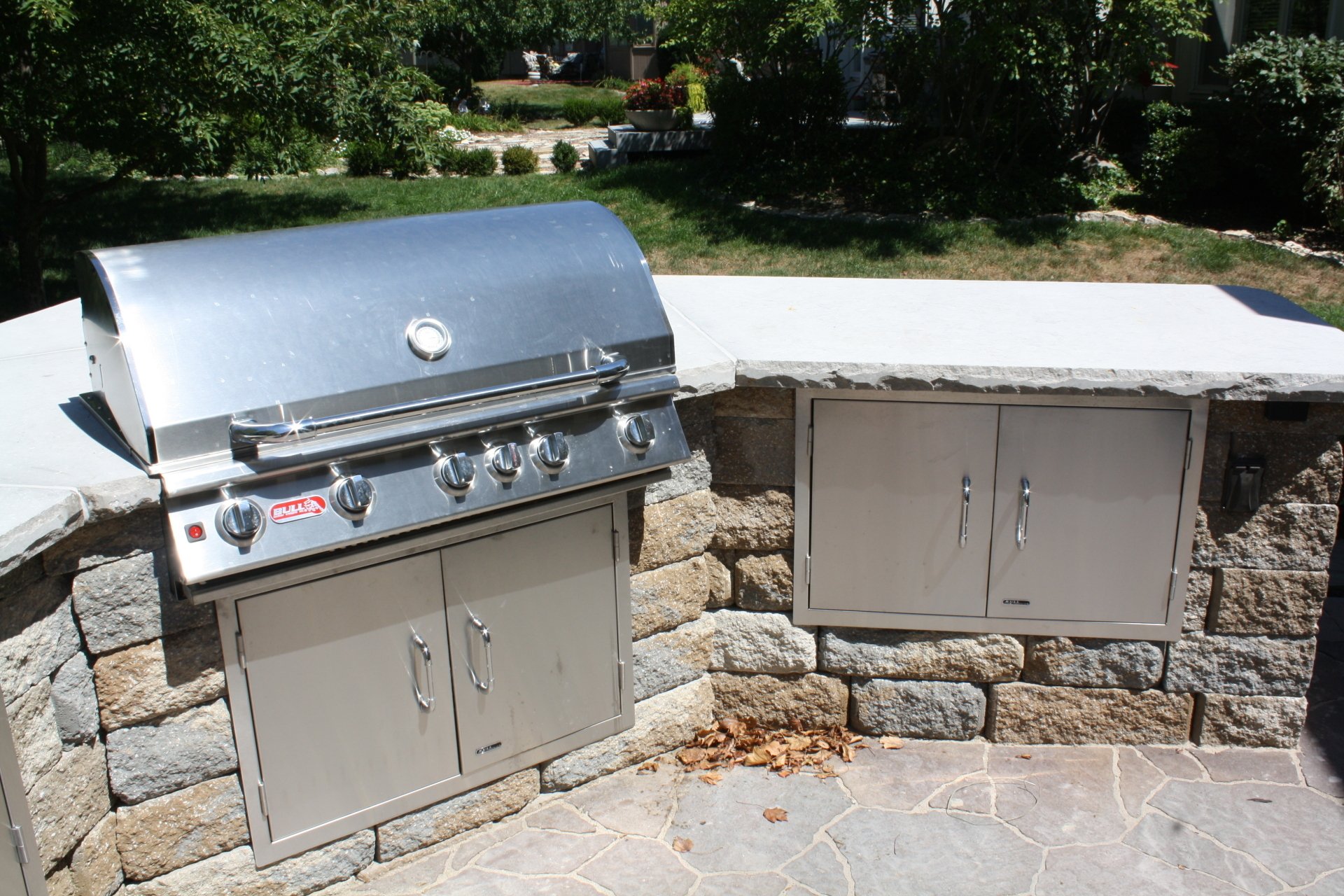 Outdoor Kitchen Pictures | Outdoor Kitchen Photos