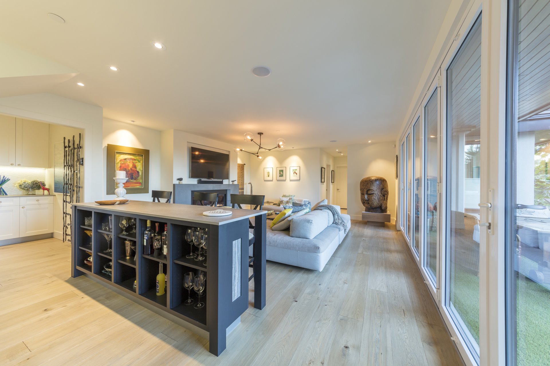 Raven Place West Vancouver | Residential Interior Design | Rodrozen ...