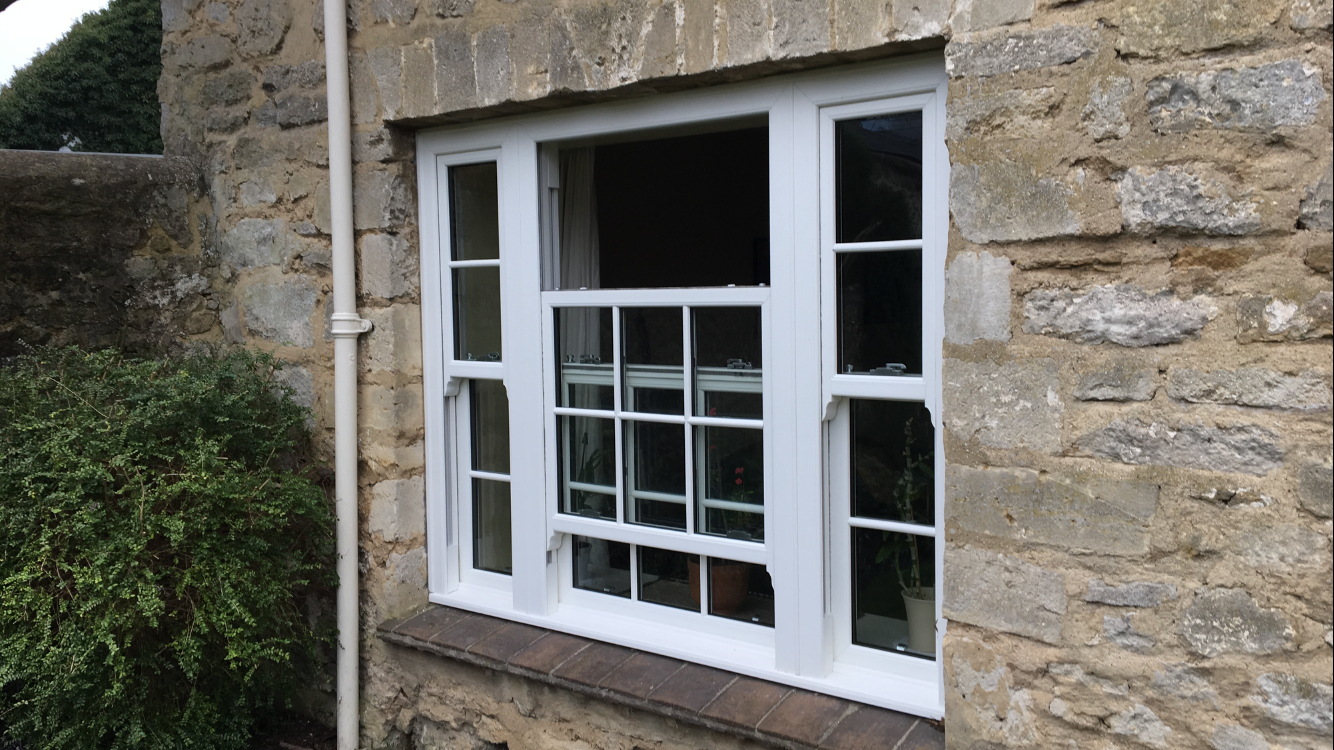 uPVC Sash Windows | Box Sash & Timber-Effect | Oxfordshire