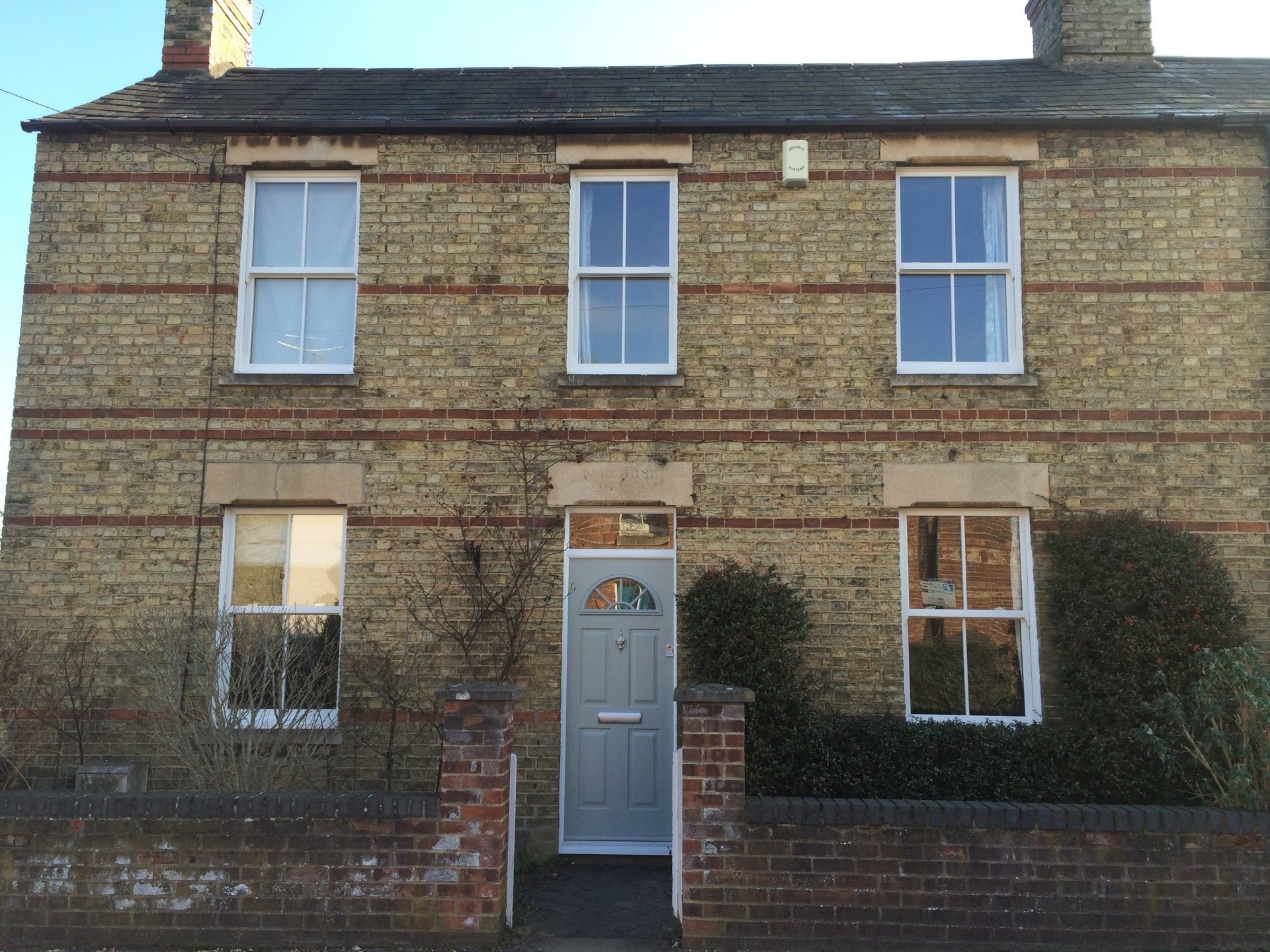 uPVC Sash Windows | Box Sash & Timber-Effect | Oxfordshire