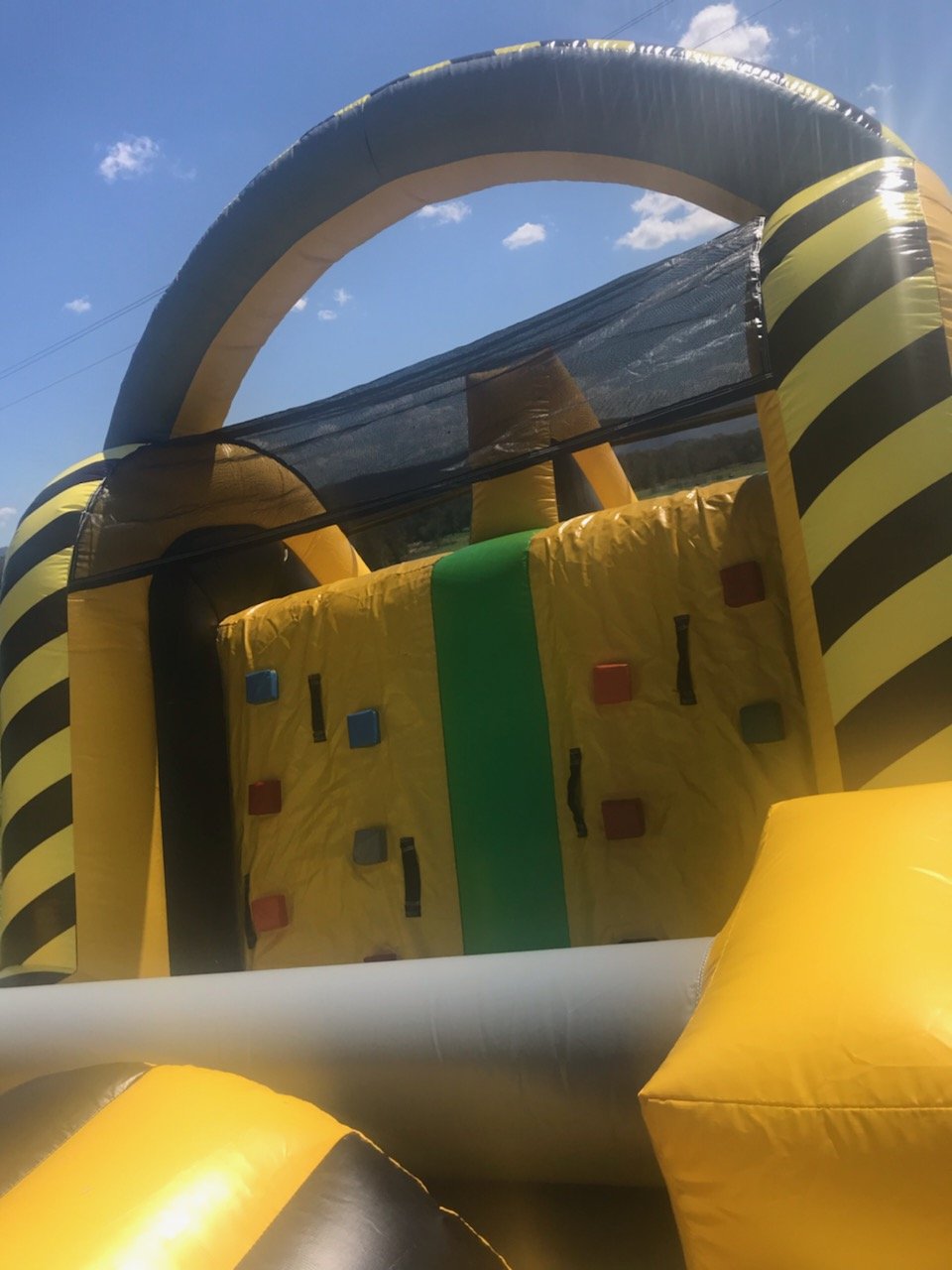 Fun Inflatable Obstacle Course For Hire | Sydney | Newcastle