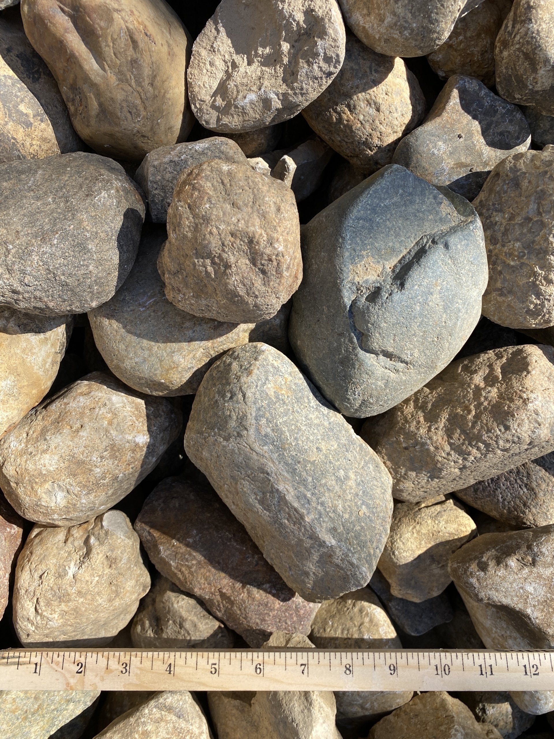 Beautiful Decorative Rock | Randy's Lakeview Nursery & Stone | KC