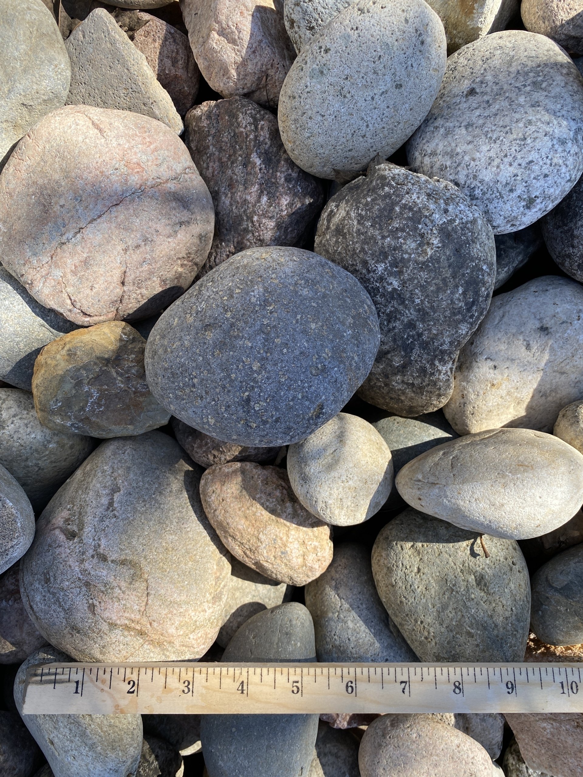 Beautiful Decorative Rock | Randy's Lakeview Nursery & Stone | KC