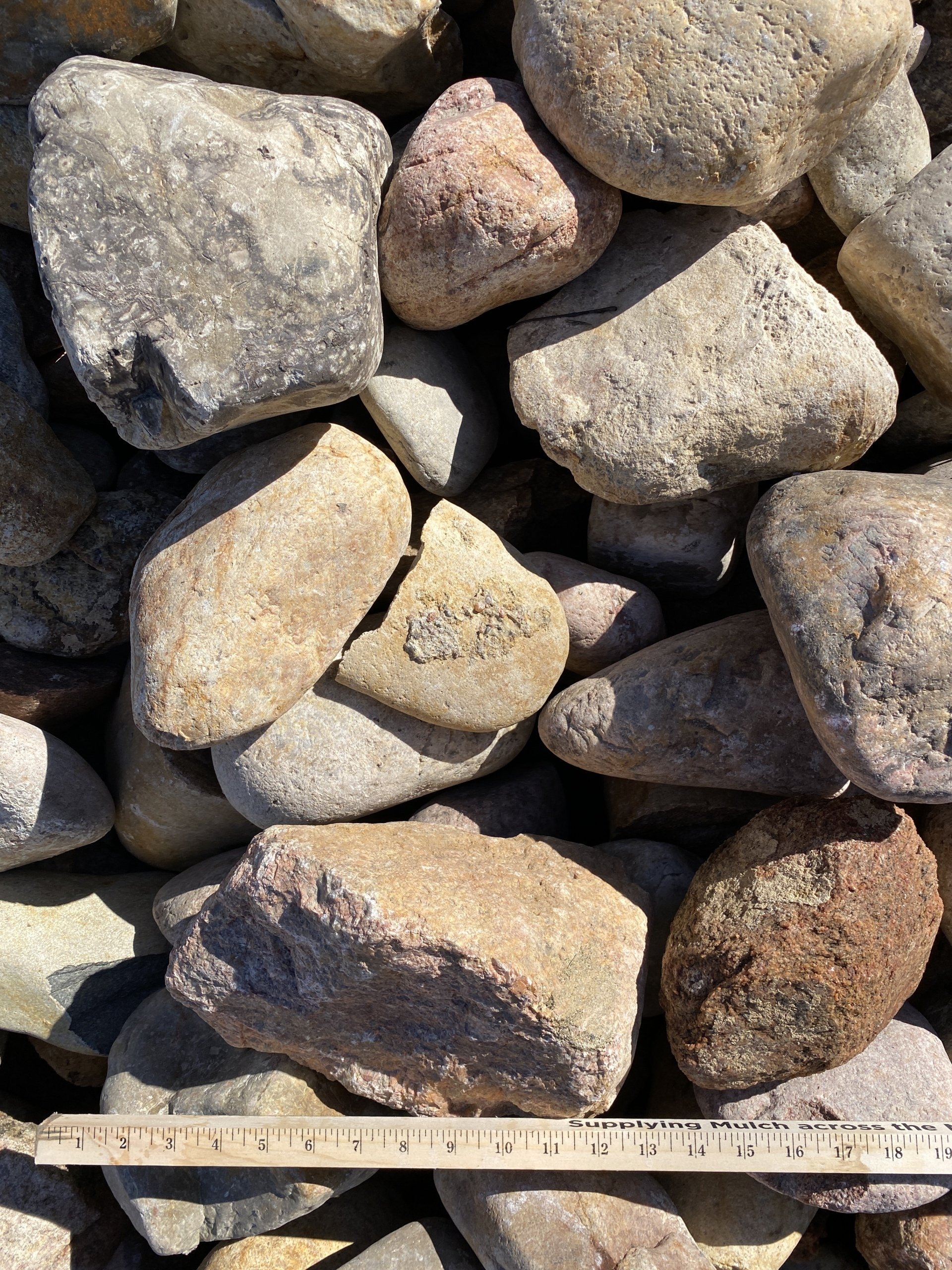 Beautiful Decorative Rock | Randy's Lakeview Nursery & Stone | KC
