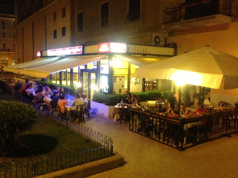 Pizzeria - Civitavecchia - Roma - Da Baffone - Il ristorante