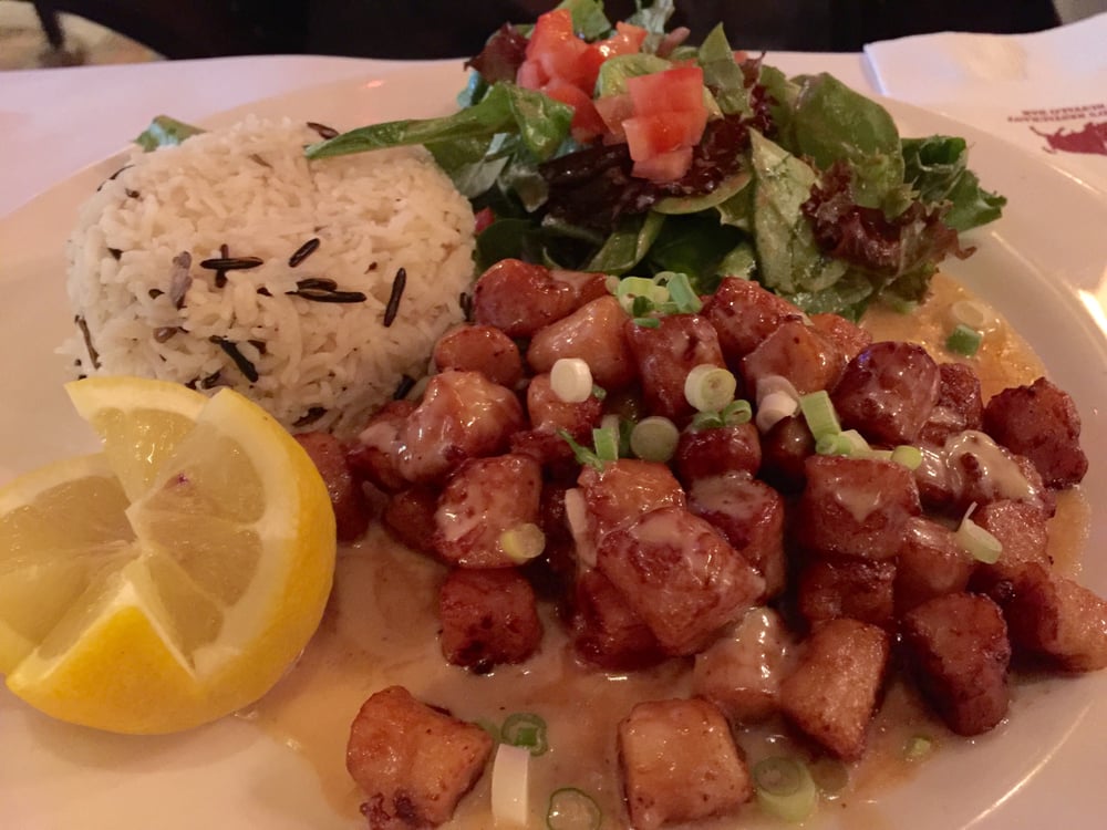Gallery | Tweed's Restaurant & Buffalo Bar | Long Island, NY