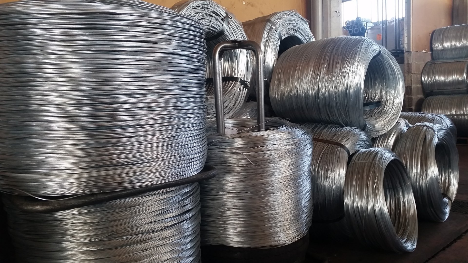 Produzione Fili Metallici | Ravenna | Retinova