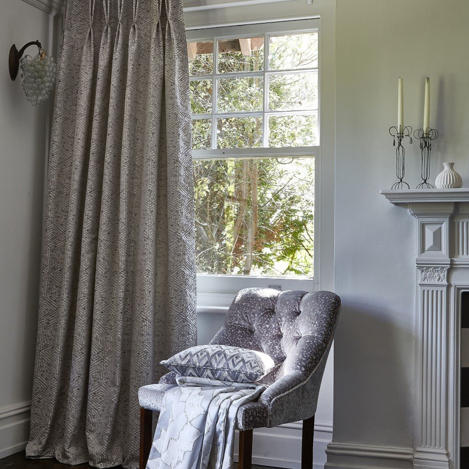 Quaeck's Furnishers - Curtains